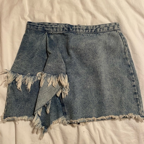 Urban Outfitters | Skirts | Side Ruffle Skirt | Poshmark